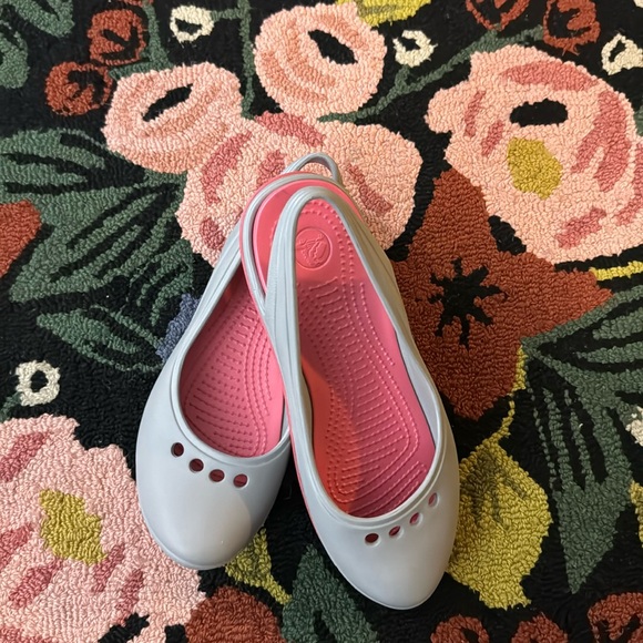 CROCS | Shoes | Crocs Womens Tone Skylar 8us Graypink Rubber Slip On ...